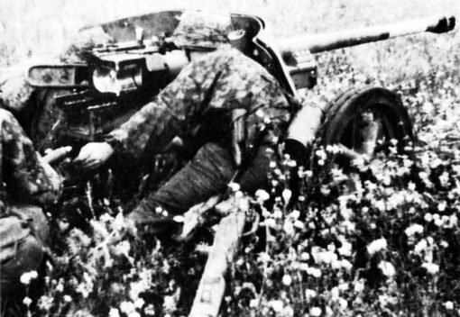 7.5 cm Pak 40 | Weapons Parade | 7.5 cm Pak 40 anti-tank gun