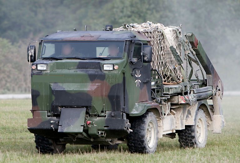 KMW MUNGO ESK gallery | Weapons Parade | KMW MUNGO ESK.