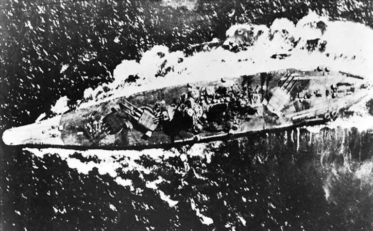 bb-jap-YAMATO class-Yamato in 1944 | Weapons Parade