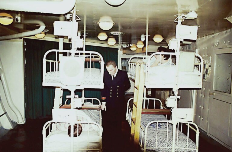 HMS BELFAST museum gallery 2 | Weapons Parade