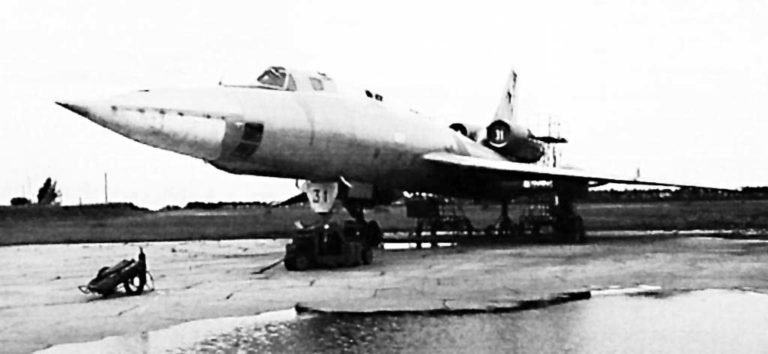TU-22 BLINDER gallery | Weapons Parade | TU-22 BLINDER bomber.