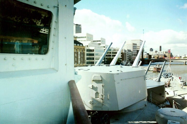 EDINBURGH class gallery 1 | Weapons Parade | EDINBURGH class