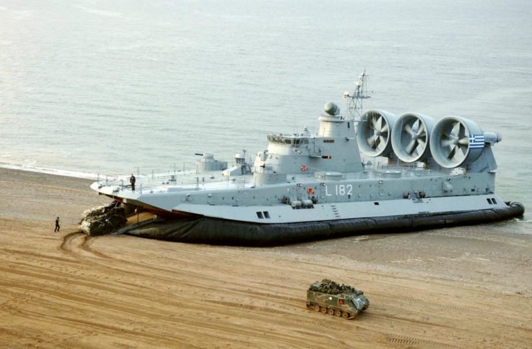 lcac-rus-POMORNIK-ZUBR class-gre (2) | Weapons Parade