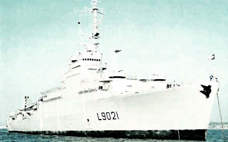 OURAGAN class gallery | Weapons Parade OURAGAN class LPD.