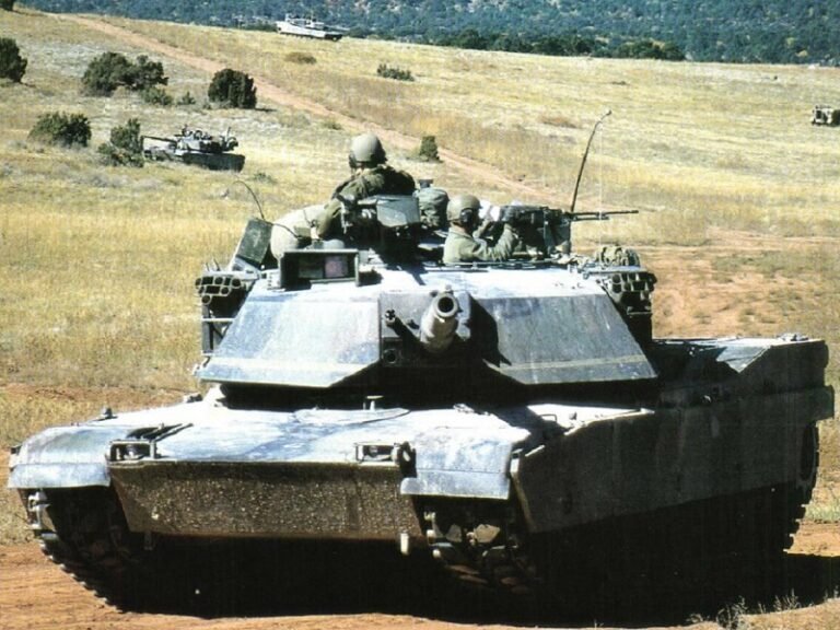 M-1 ABRAMS (105mm gun) | Weapons Parade | M-1 ABRAMS (105mm gun) MBT.