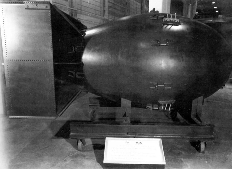 FAT MAN (model "Y-1561" / Mk.3) | Weapons Parade | FAT MAN