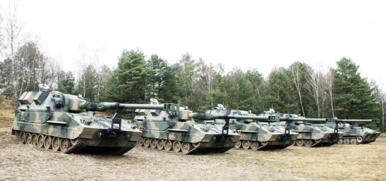 AHS KRAB gallery | Weapons Parade | AHS KRAB self propelled howitzer.