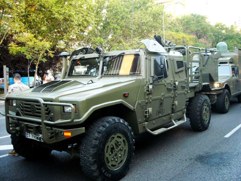 Expal EIMOS CARDOM 81mm self-propelled mortar | Weapons Parade