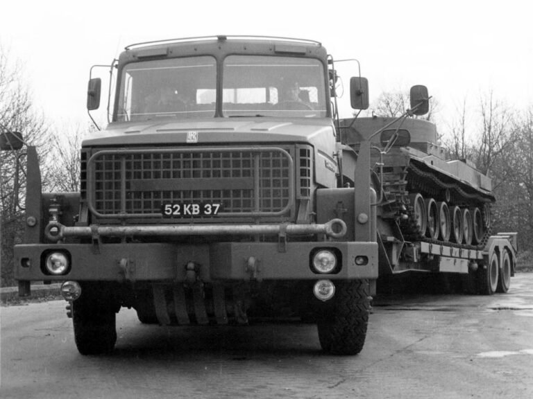 Scammell COMMANDER gallery | Weapons Parade | Scammell COMMANDER