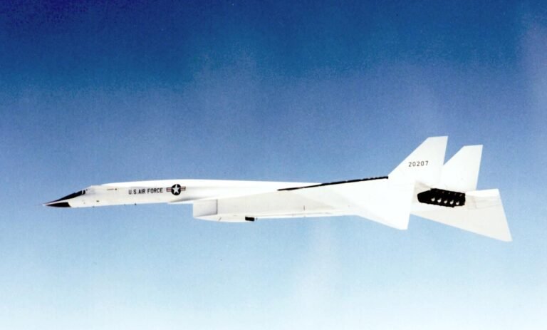 XB-70 VALKYRIE gallery 1 | Weapons Parade | XB-70 VALKYRIE supersonic ...